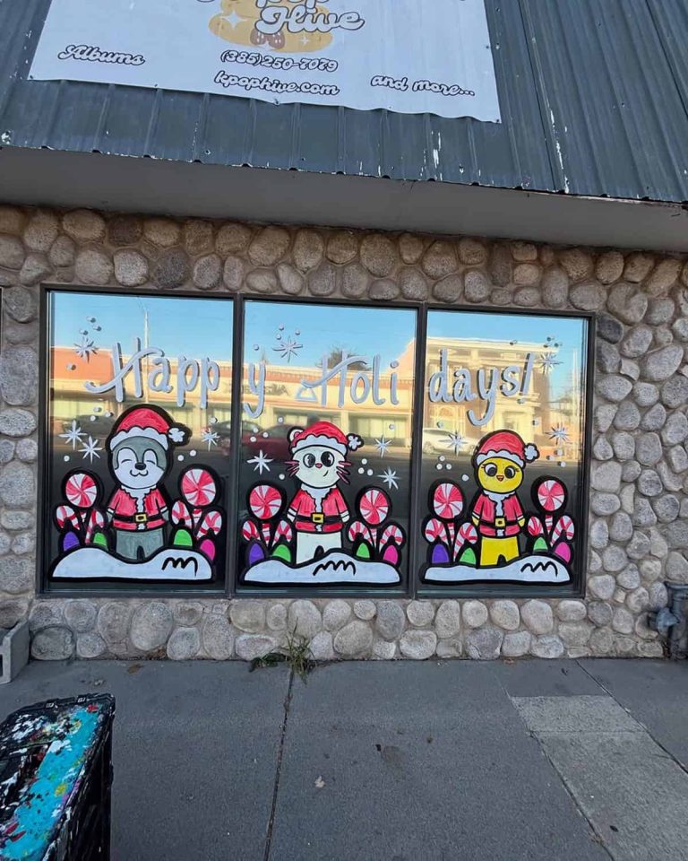 30 Easy & Fun Christmas Window Painting Ideas