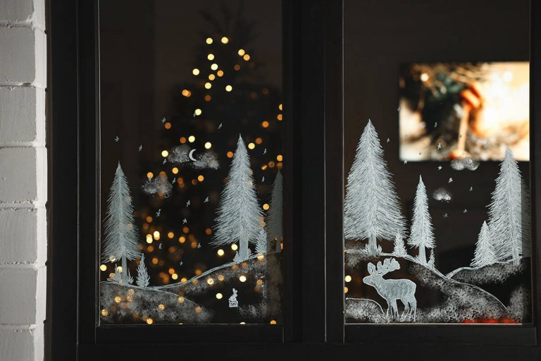 30 Easy & Fun Christmas Window Painting Ideas