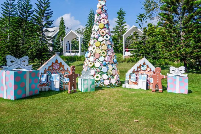 30 Gingerbread Christmas Decor Ideas