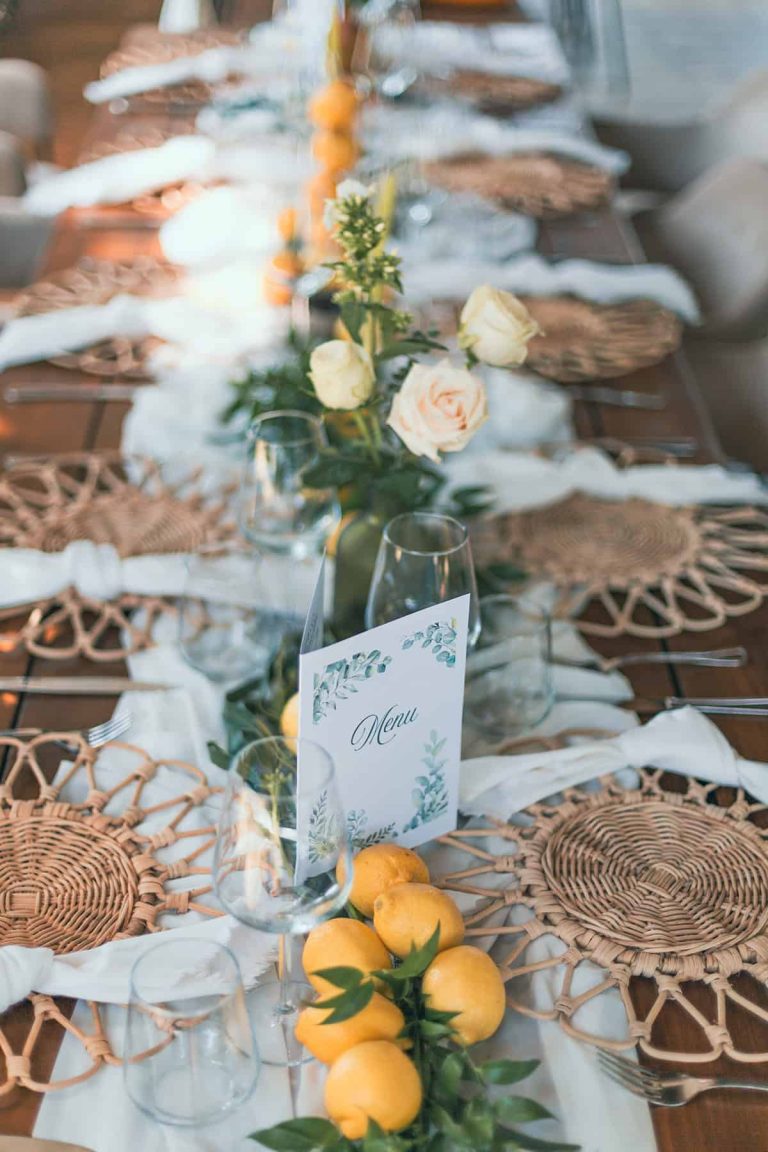 27 Fresh and Fun Lemon Table Decor Ideas
