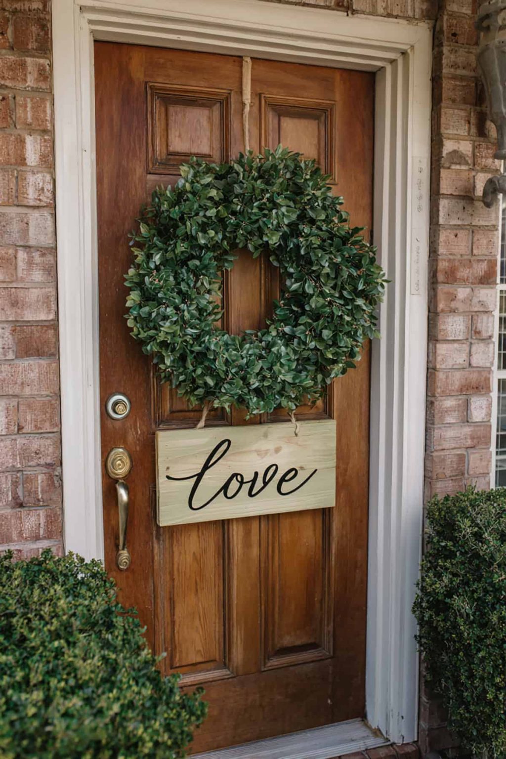 21 Valentine Door Decorating Ideas You Can Actually Do
