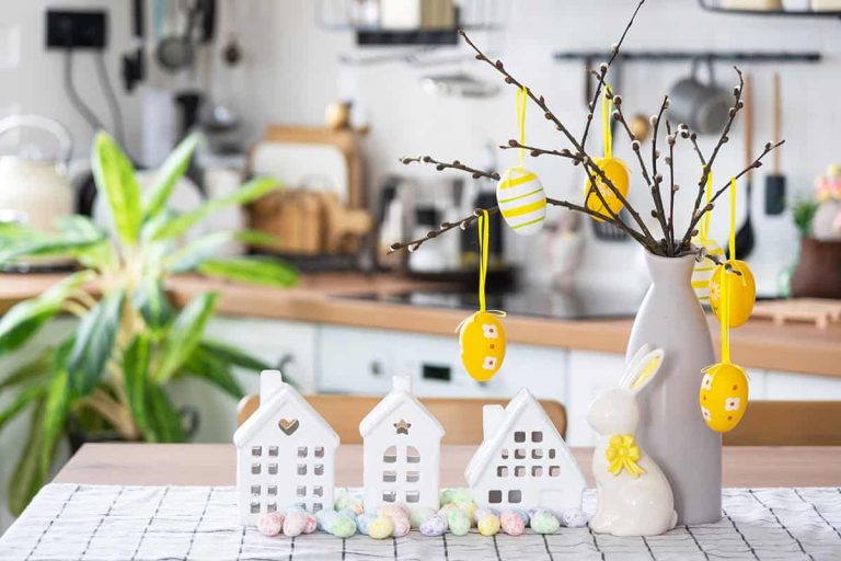 29 Easy Easter Decor Ideas That Look So Cheerful