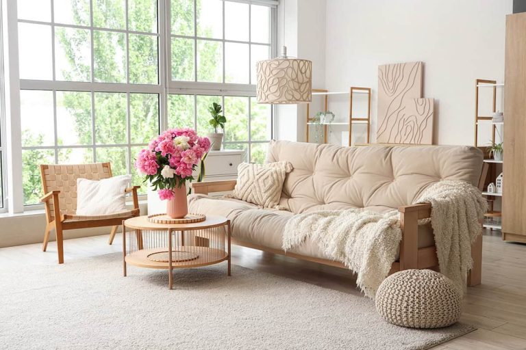 39 Spring Decor Ideas That Make Living Rooms Feel Brand New